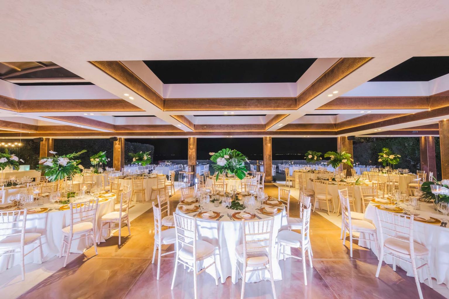 Ble Pavillon | Event Venue in the Athenian Riviera